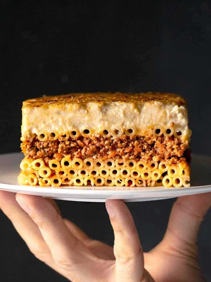 Greek baked giant beans (Gigandes Plaki)