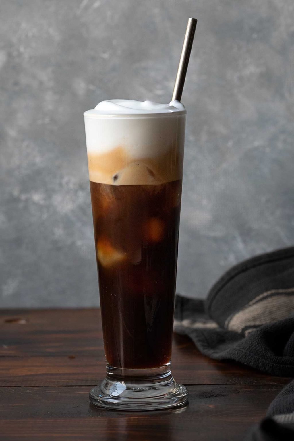 Iced Capuccino Recipe (Freddo Cappuccino) - The Hungry Bites