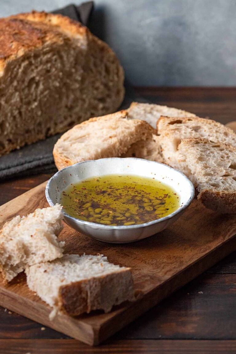 Simplest Olive Oil Bread Dip (+ 5 extra flavors) 💚 - The Hungry Bites