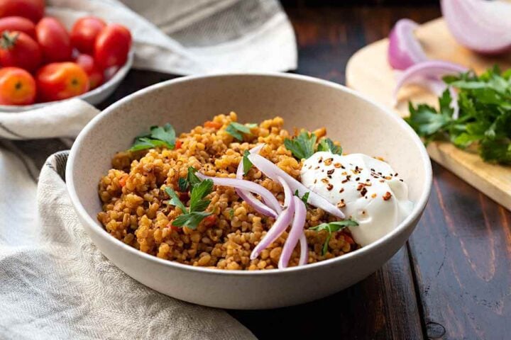 Easy Bulgur Pilaf (Turkish Recipe) - The Hungry Bites